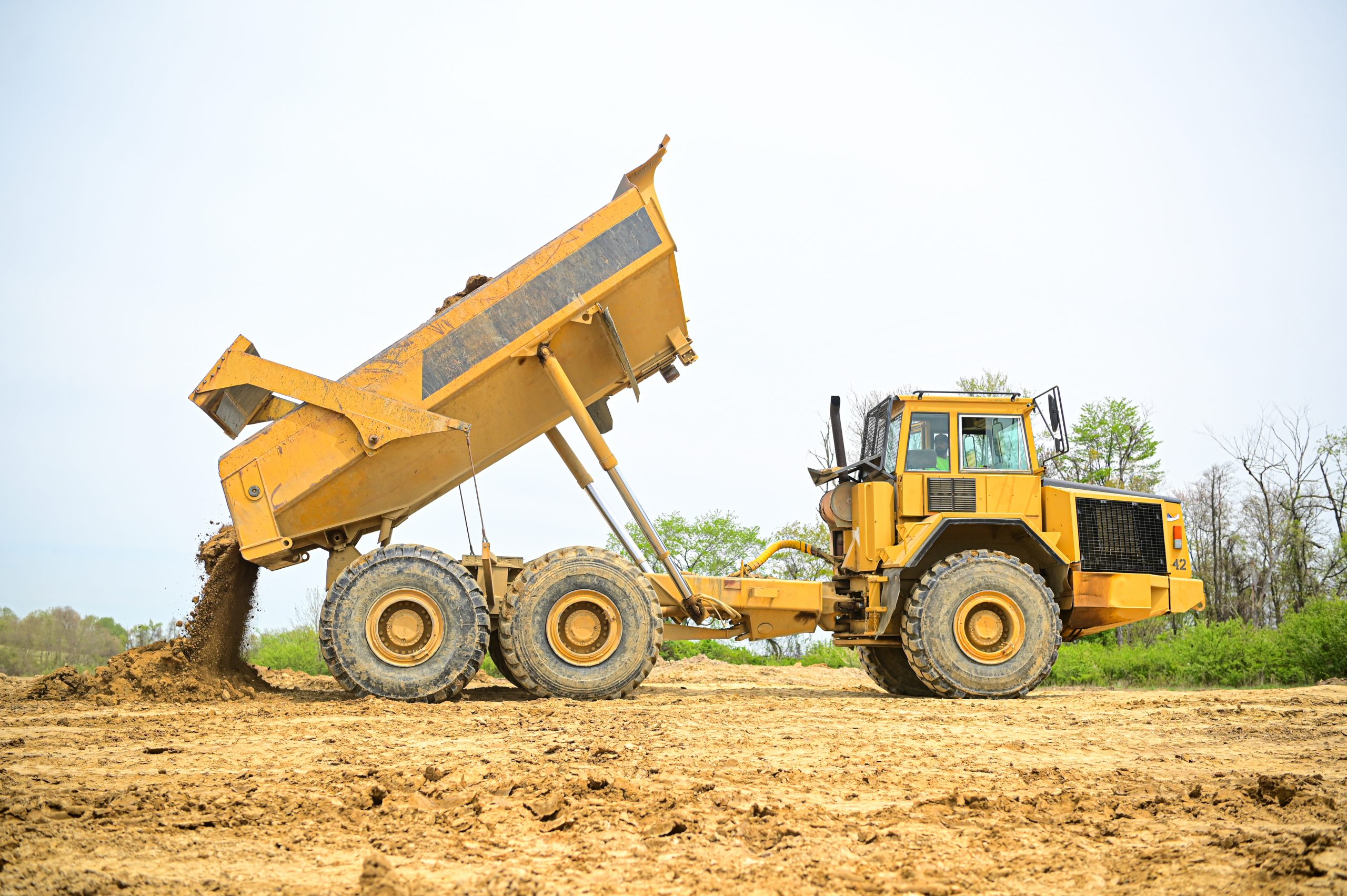 How Dump Truck Driver Training Sets You Up for Success - Performance ...